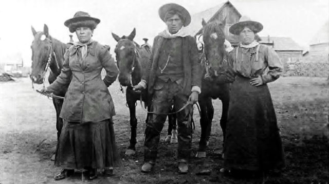 History - Gold Rush Trail - British Columbia Shaped by Nature